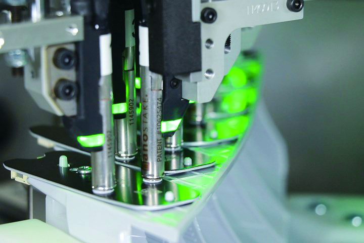 Extol(엑스톨) - 고속 가열과 냉각으로 고효율 열융착이 가능한 nanoStake 출시