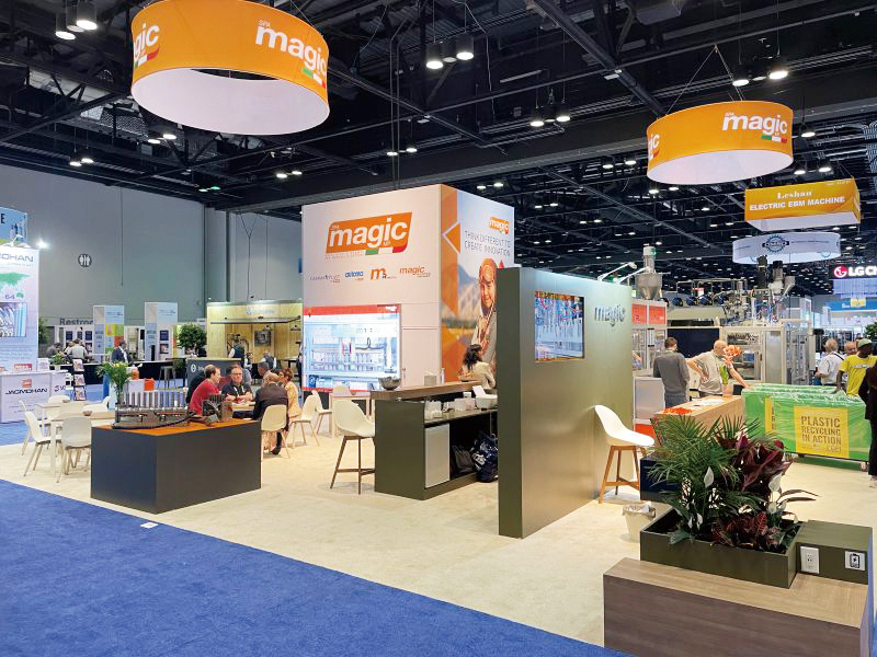 Magic MP(매직 MP), 전전동식 압출 블로우성형기 출품